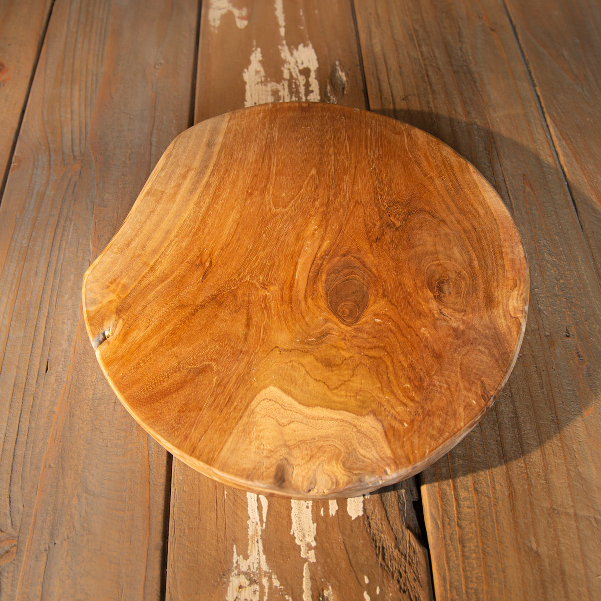 Reclaimed Wood Chopping Board - Round - Medium – Rustic House Cornwall