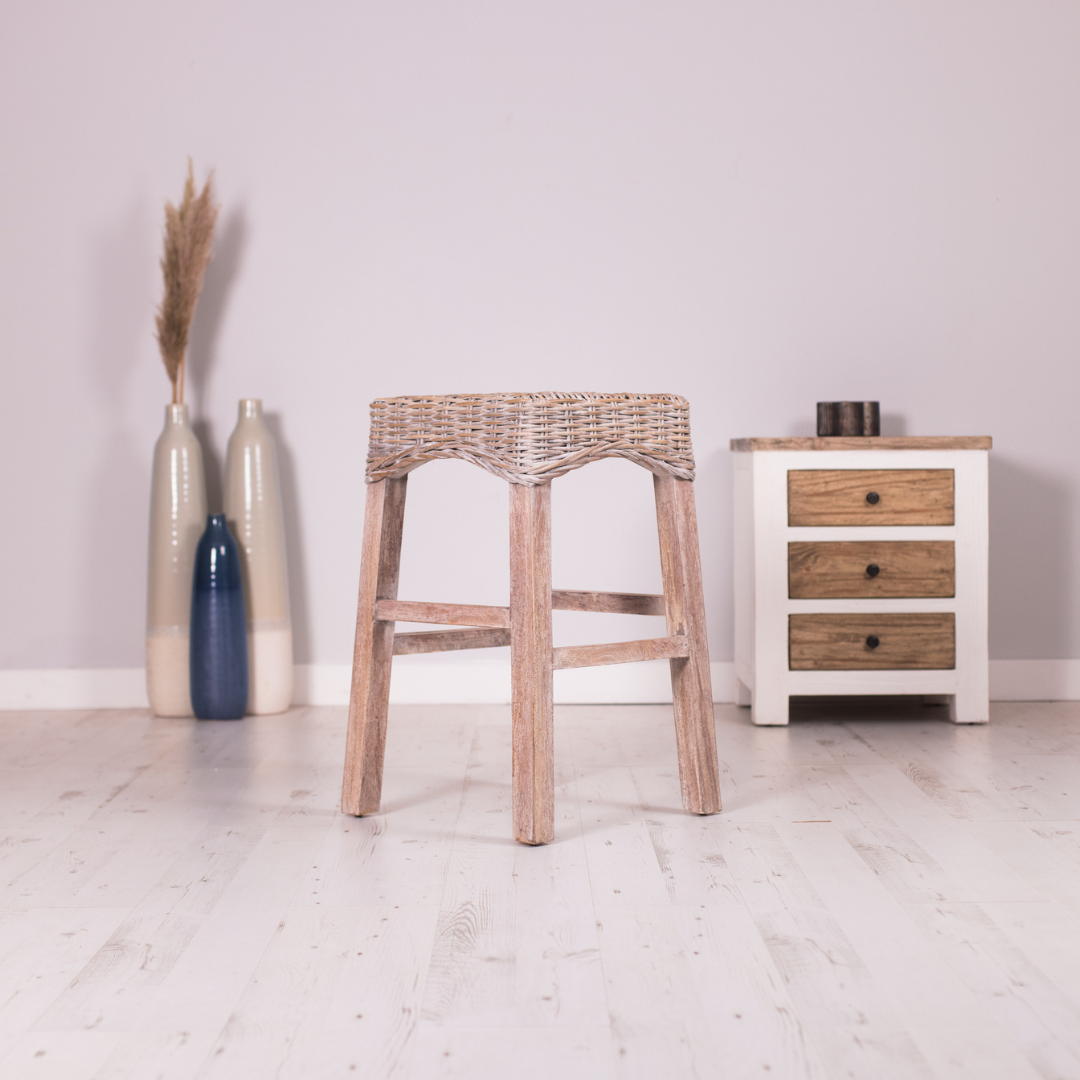 Whitewash Wicker Kitchen Counter Stool – Rustic House Cornwall